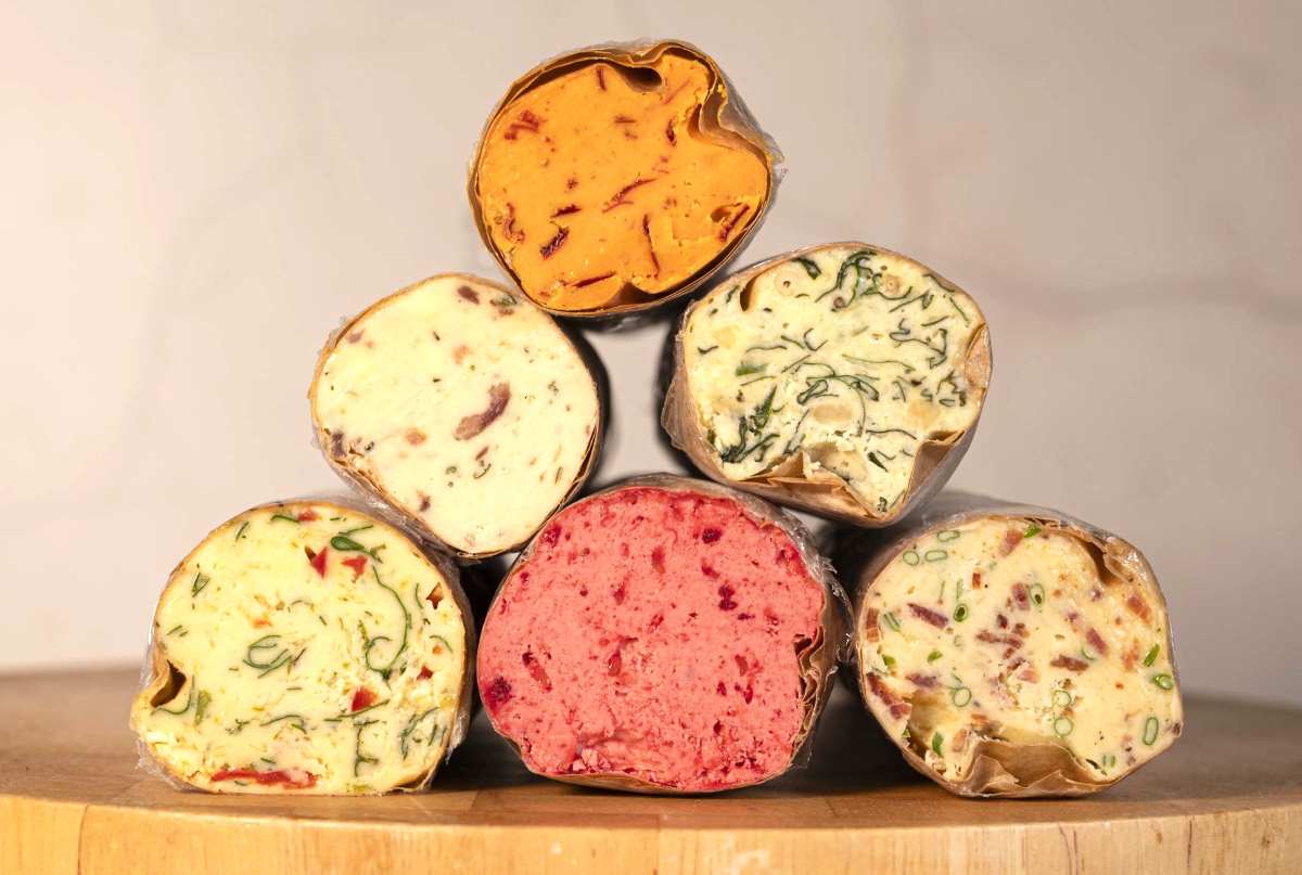 How to make Great Flavoured Butters – 14 variations.